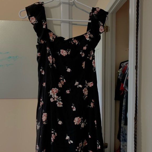 Garage | Dresses | Flowy Garage Off The Shoulder Floral Dress | Poshmark